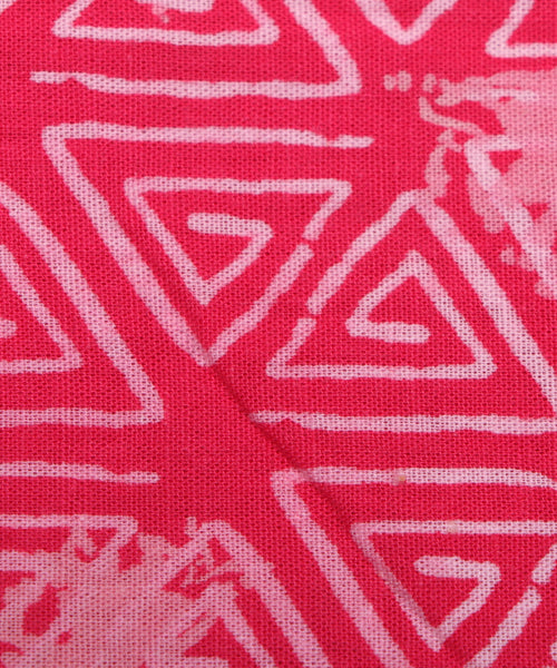 Pink Colour Geometric Print Cotton Fabric ( 1 Meter )